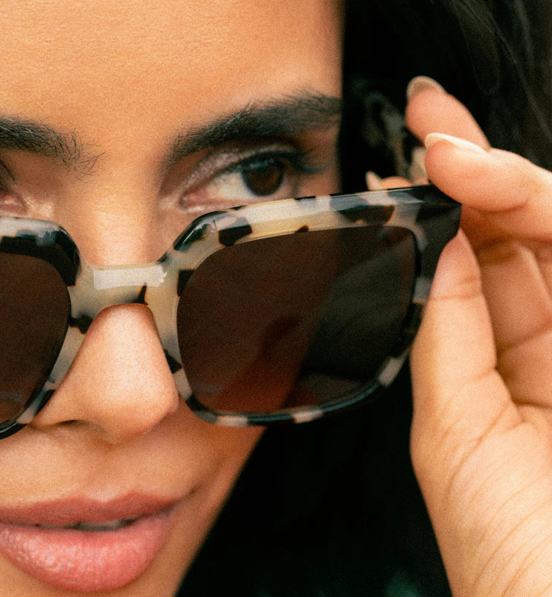 Sunglasses: Discover Stylish Eye Protection | BonLook