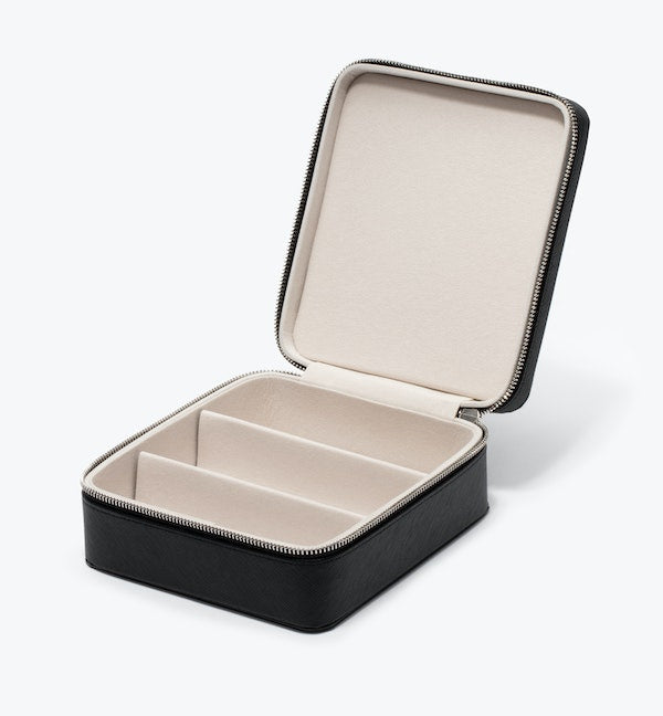 Collector's Zip Case Black – Prescription Accessory by BonLook